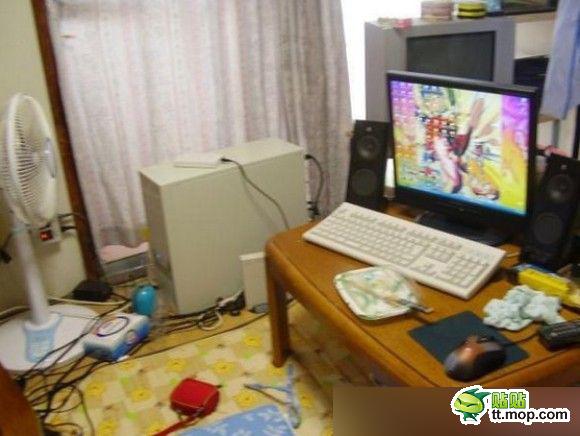 【画像】海外サイトで紹介されてる「日本のオタク」たちがヤバすぎる ポッカキット